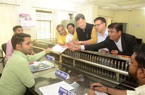 भाजपा से किरण देव ने किया नामांकन दाखिल अमित शाह के साथ 19 अक्टूबर को