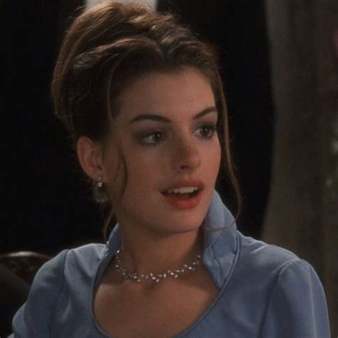 Anne Hathaway In The Princess Diaries 2001 Princess Diaries Hair