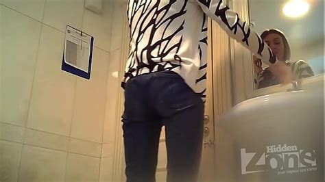 White Pullover At Wc Videos Porno Móvil Gratis Iporntv