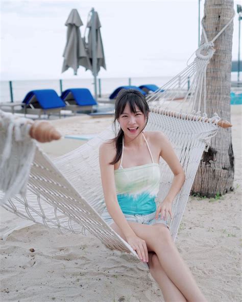 แพทตี้ อังศุมาลิน ในชุดว่ายน้ำ นานๆ มาที ทำเอาทะเลร้อนฉ่าเลย