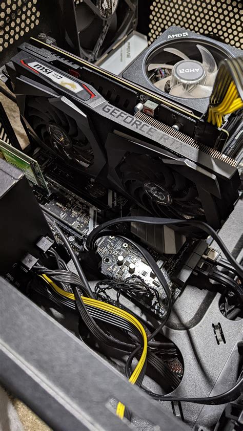 Please Power Down And Connect The Pcie Power Cable S For This Graphics Card But Its