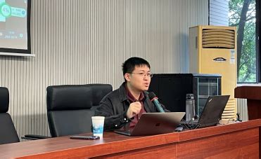 四川大学雷文强教授来校做学术报告 重庆理工大学
