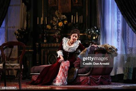 La Traviata Dress Rehearsal Photos And Premium High Res Pictures