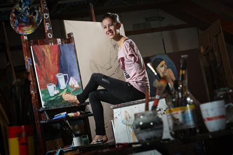 „najteže Mi Je Padalo Prvih Mesec Dana“ Devojka Sa Krilima Progovorila