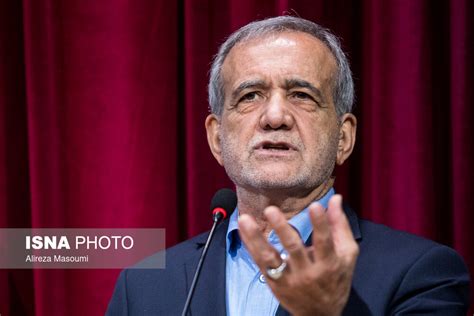 ایسنا آیین تکریم و معارفه وزیر بهداشت، درمان و آموزش پزشکی