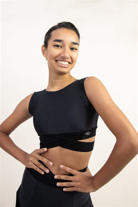 Top Artemis Girls Classwork Wear Practice Wear