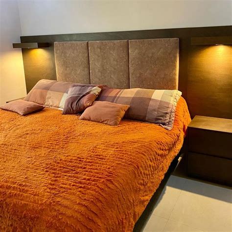 Respaldo De Cama King Con Luz Y Burós