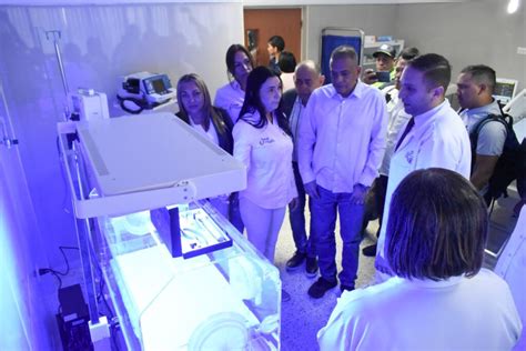 También Se Realizó La Respectiva Dotación De Insumos Y Equipos Médicos