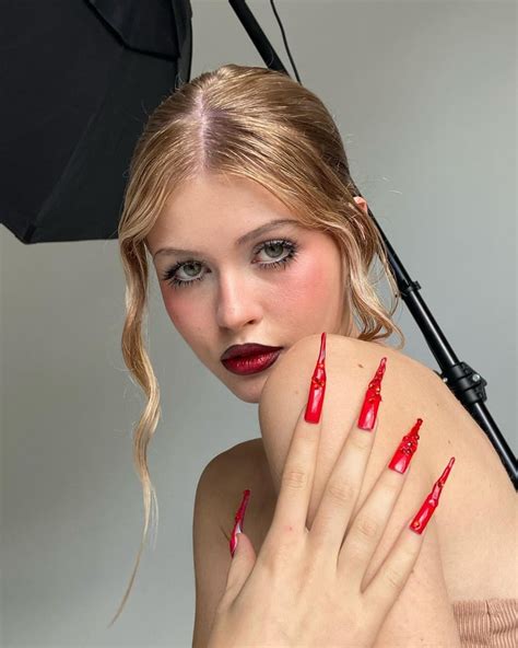 Picture Of Luna Model