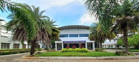 Photo Gallery Ngm College Campus Ngm College Pollachi
