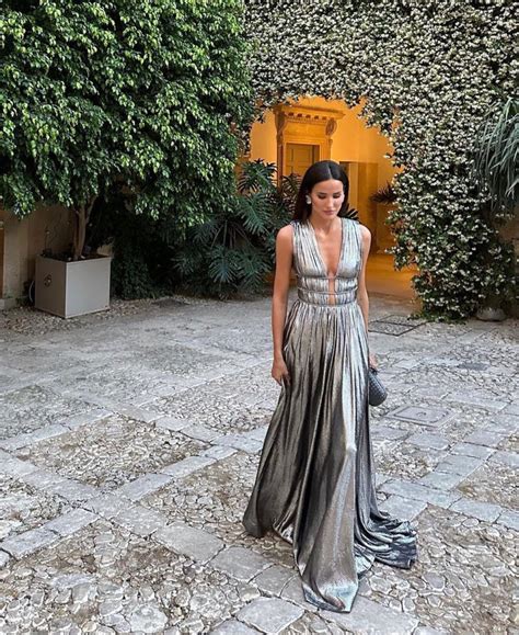 What To Wear To A Semi Formal Wedding 30 Guest Looks Youll Absolutely Love ️ Blog Wezoree