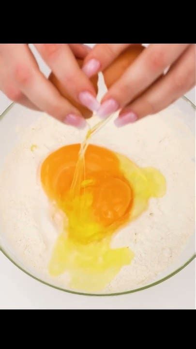 סבתא מבשלת בצק Youtube