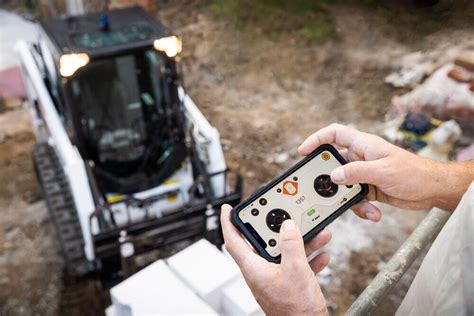 Bobcat MaxControl Remote Operation Versatile Equipment