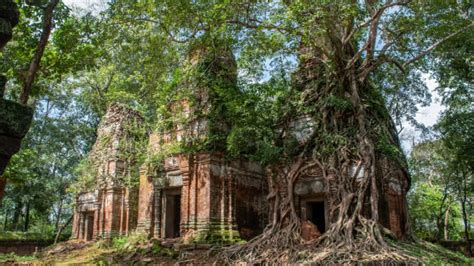 ប្រាសាទប្រាំ មានសម្រស់ស្រស់ត្រកាល នៅខេត្តព្រះវិហារ Tnaot