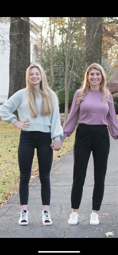 Hotsexymotherdaughter