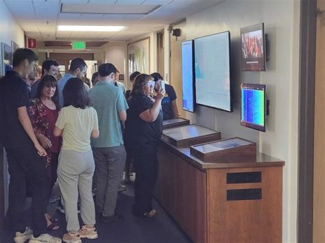 Magnitude 44 Earthquake Rattles Caltech Campus And Greater Los Angeles