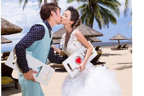 美女下嫁农村小伙丈夫却总是加班很晚得知原因后美女决定离婚