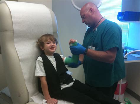 IChrysti Broken Arm UPDATE