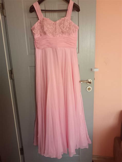 Официални роклички гр Куклен • Olx Bg