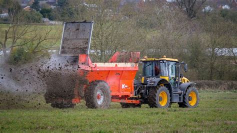 Ktwo Machinery Uk Duo Rear Discharge Muck Spreader