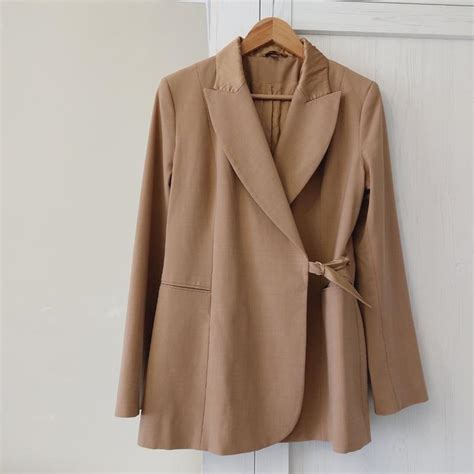 Піджак — ціна 250 грн у каталозі Піджаки і жакети Купити жіночі речі за доступною ціною на Шафі