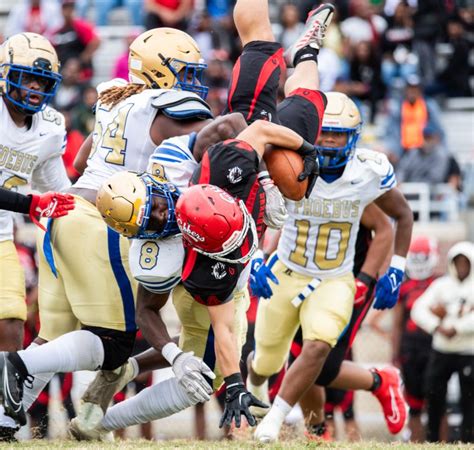 Regionstate Roundup Phoebus Linebacker Anthony Reddick Coach Jeremy Blunt Gain Top Vhsl Class