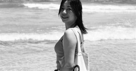 Xiaobin Wang Graphic Designer Illustrator The Dots