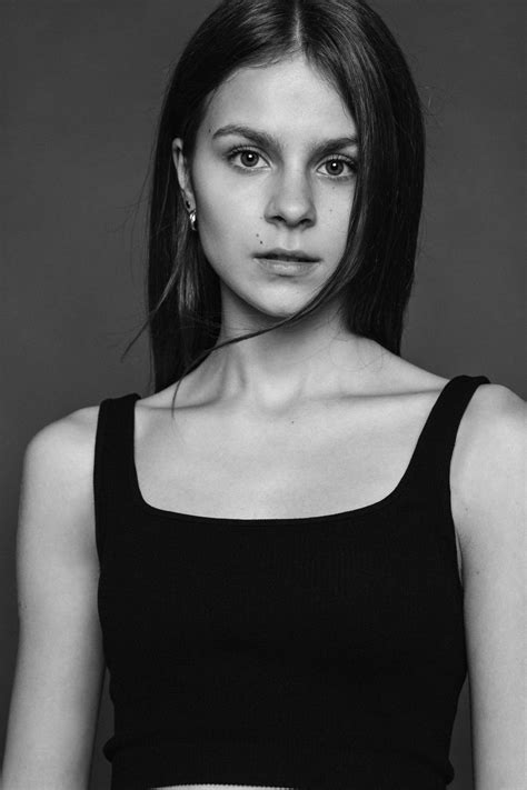 Exit Model Management Vanesa C