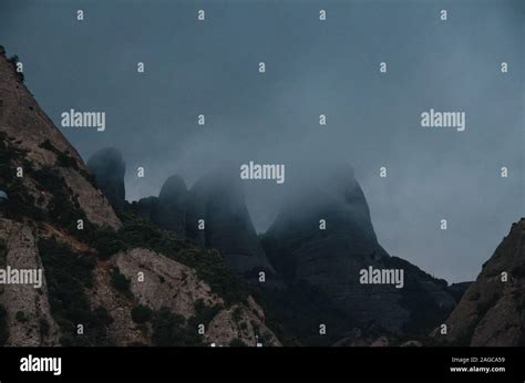 Riesiger Berg Fotos Und Bildmaterial In Hoher Auflösung Alamy