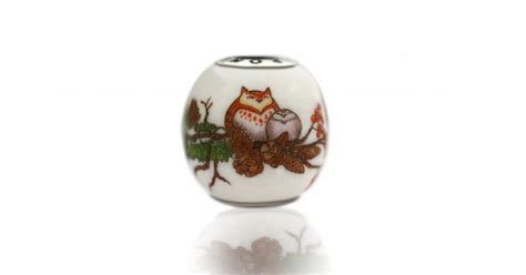 Hugging Owls Elforyn Charms Scrimshaw Technique