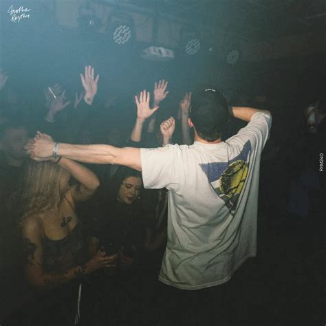 Le Boom Artists Crownnote