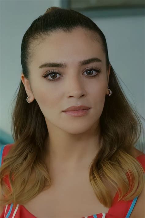 Pin On 22 Beautiful Women In The World