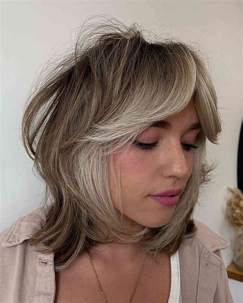 Unique Medium Haircuts For Women