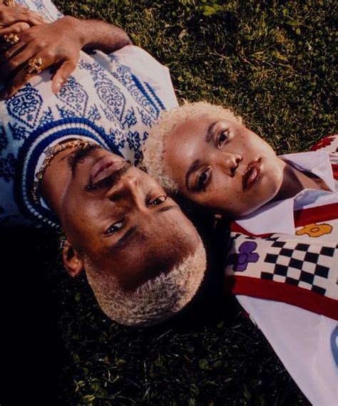 Save Yourself Partyof2 Letrascom