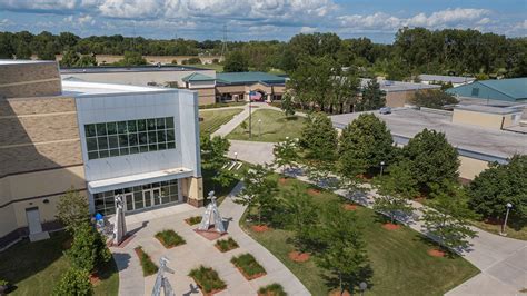 Uwo Expands Mba Offerings To Fox Cities Campus Uw Oshkosh Today