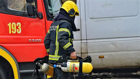 Једна особа погинула у пожару на Звездари ИН4С