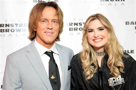 Dannielynn Birkhead Pays Tribute To Her Mom Anna Nicole Smith At The