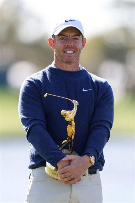 매킬로이 1억 달러 돌파 경우의 수 단독 8위 또는 최소 4명 공동 7위