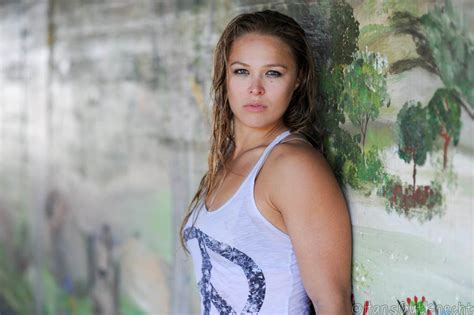 Wwe Ronda Rousey Wallpapers Wallpaper Cave