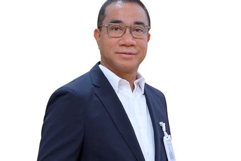 Dirut Bank Sumut Raih Penghargaan Top 100 Ceo