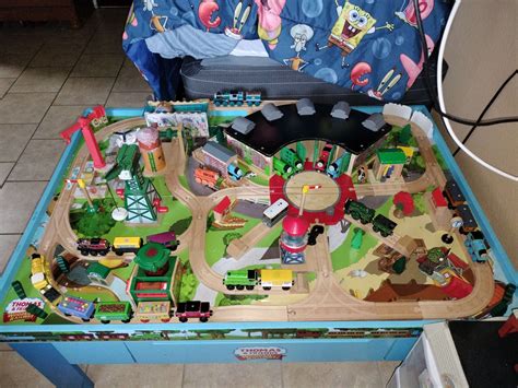 Thomas Wooden Railway Railroad Train Table
