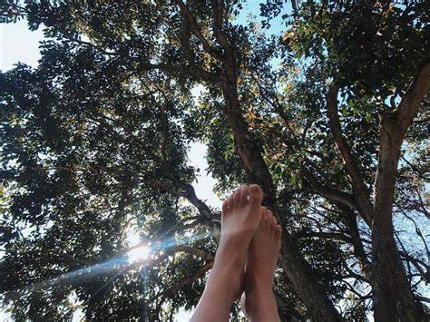 Amanda De Godois Feet