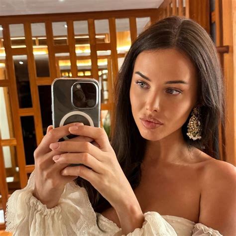 Анастасия Решетова поделилась трогательным видео с сыном «Такой глубокий взгляд Вокруг ТВ