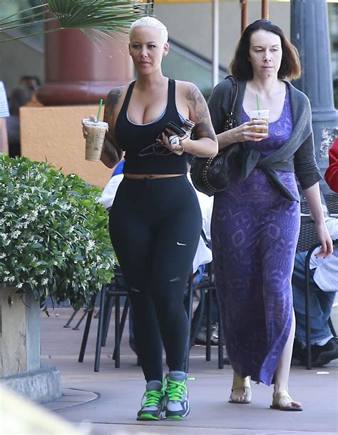 Amber Rose Vs Khloe Kardashian—who Wins Battle Of The Booty