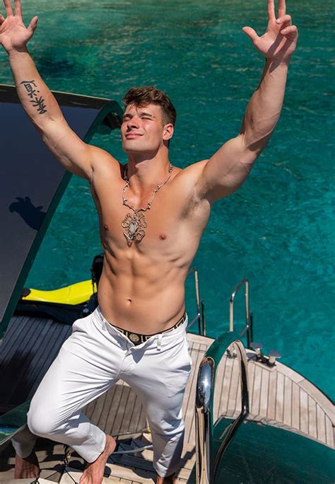 Malik Delgaty เปิดวาร์ป ดารา Av ยุโรป ความหล่อ ล่ำ กล้ามแน่น หุ่นแซ่บ
