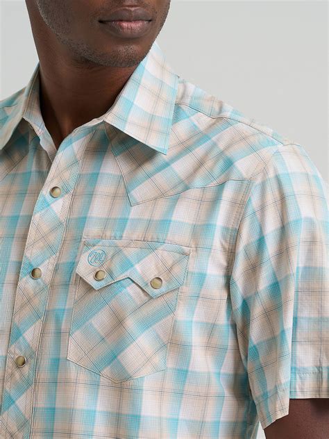 Wrangler Mens Retro Short Sleeve Sawtooth Pocket Western Snap Shirt