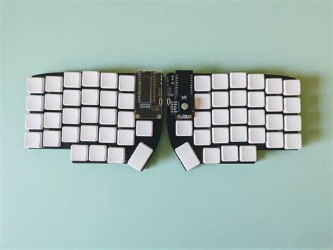 Lily58 Low Profile Holykeebs