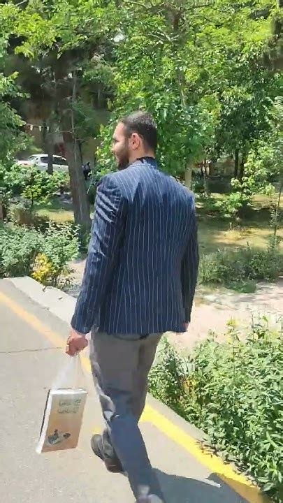 وقتی دوستم با کت شلوار میاد دانشگاه 😂 دانشجو رفیق Funny Youtube