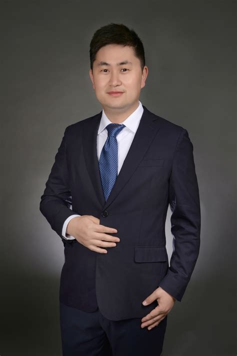 2022十大重庆科技创新年度人物评选参评人李果立足专业研究成果致力环境治理生态修复产学研用的创新型企业家 上游新闻汇聚向上的力量