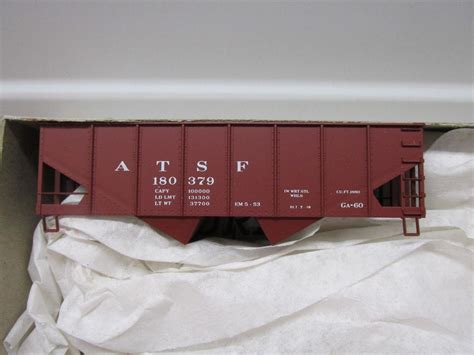 Accurail~ Santa Fe ~ Usra 55 Ton Hopper 180379 ~ Lot D ~ Kit~ Ho Scale